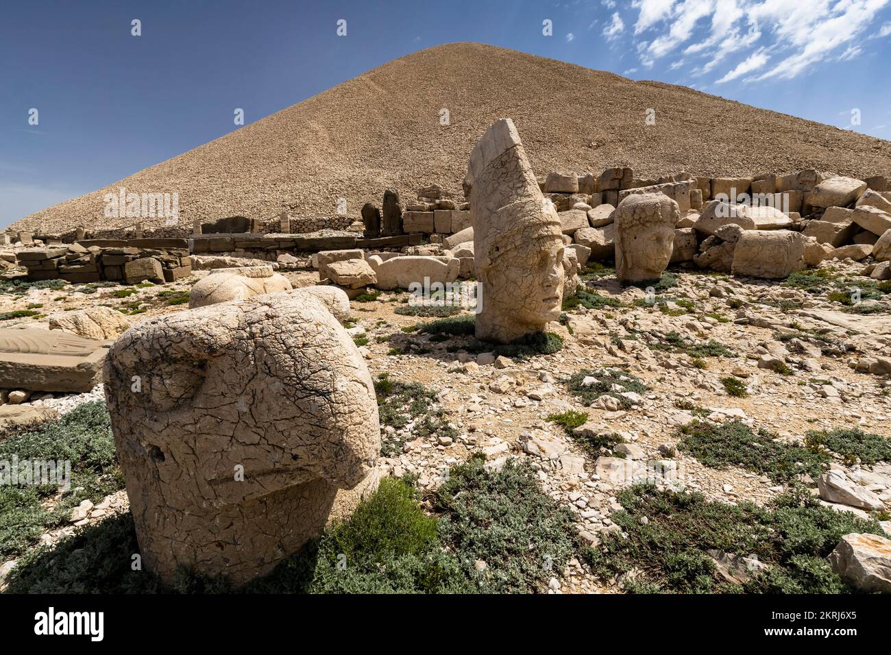 Mount Nemrut, Nemrut Dagi, west terrace, head statues of Antiochus I ...