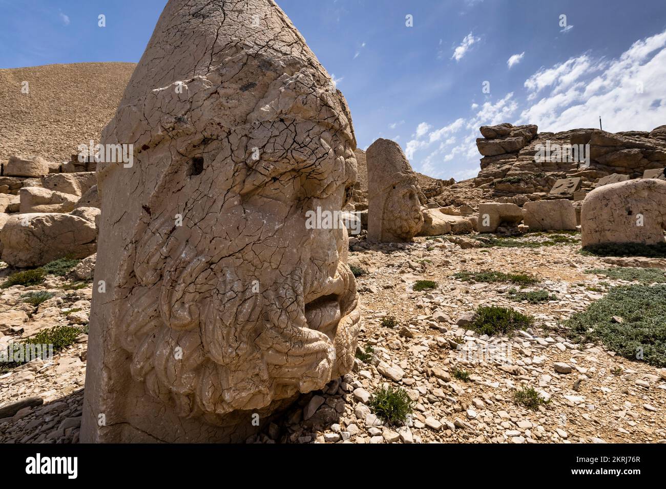 Mount Nemrut, Nemrut Dagi, west terrace, head statue of god Zeus ...