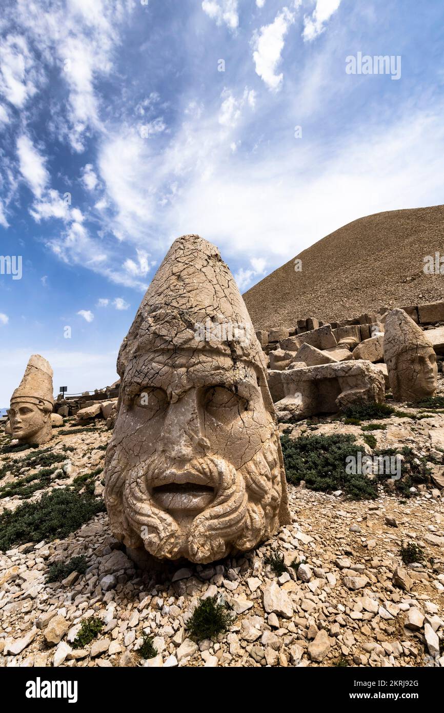 Mount Nemrut, Nemrut Dagi, west terrace and tomb(tumulus), head statue ...