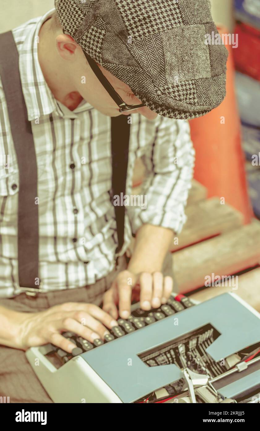 Vintage newsroom hi-res stock photography and images - Alamy