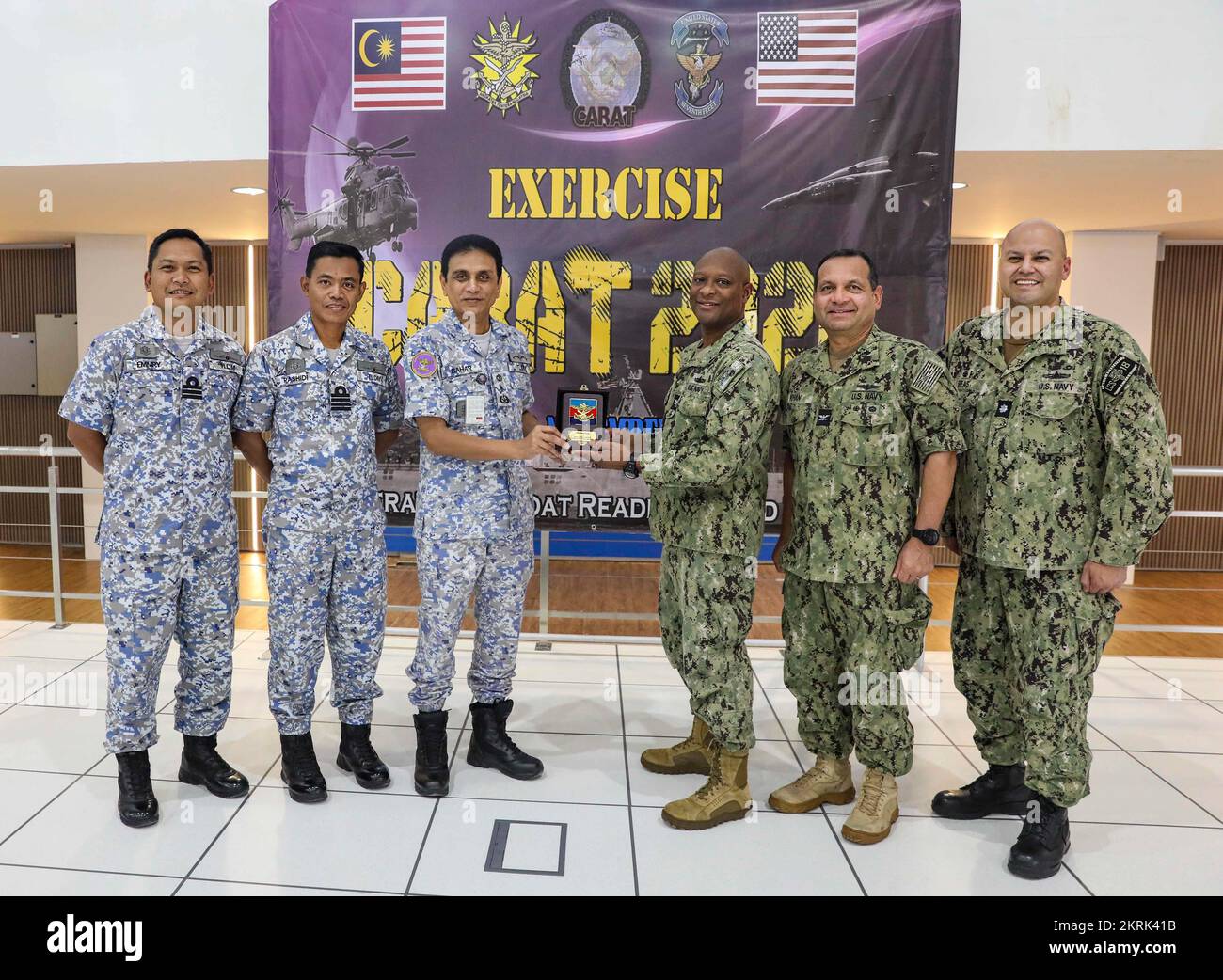 221121-N-FO714-1231 KUANTAN, Malaysia (Nov. 21, 2022) Royal Malaysian ...