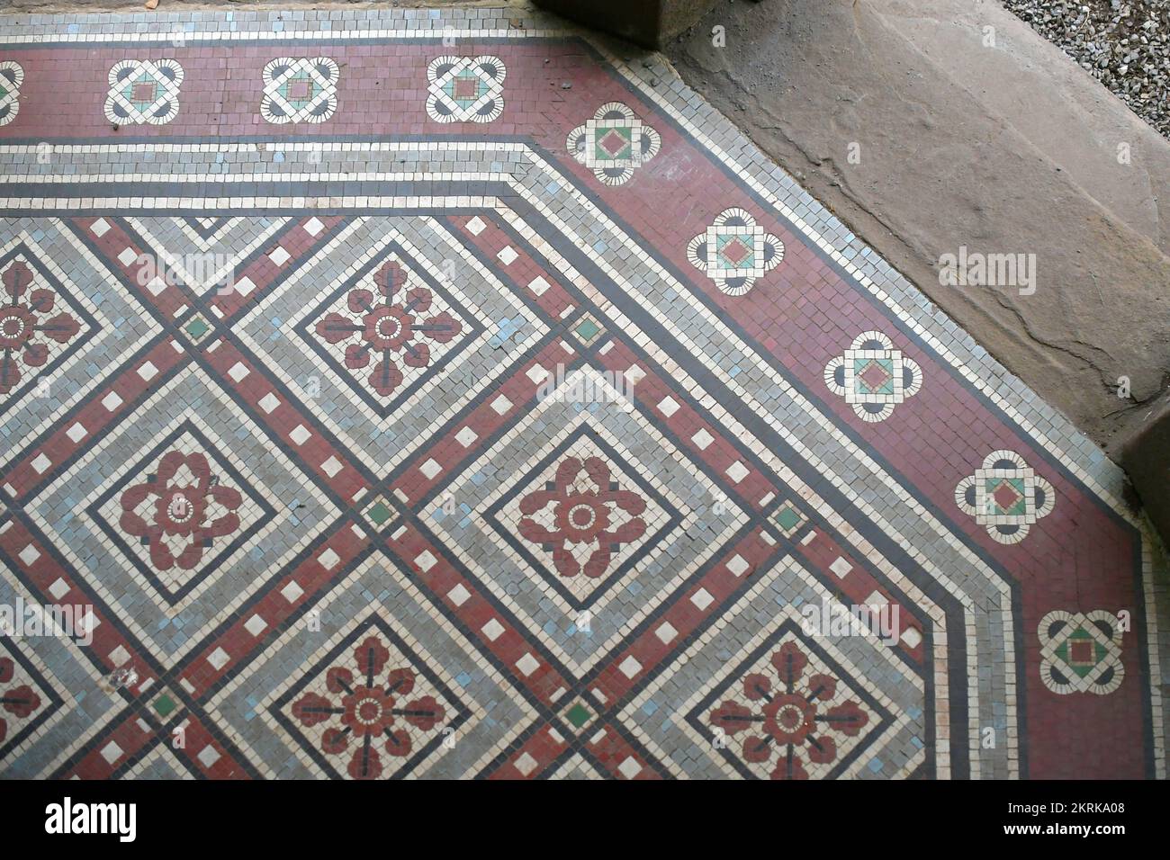 Mosaic tiled flooring hi-res stock photography and images - Alamy