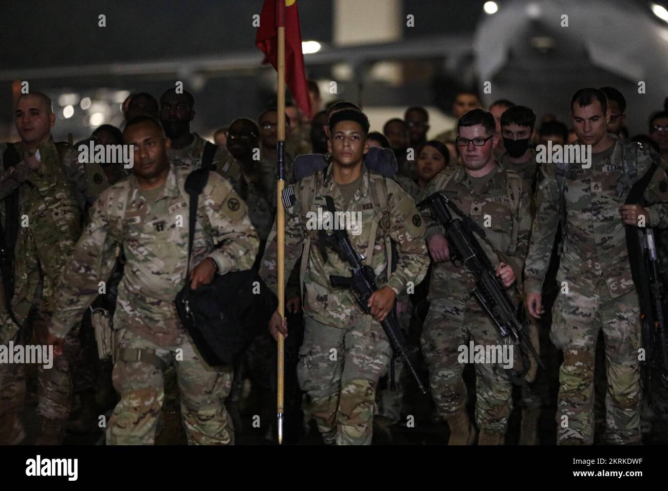 Soldiers assigned to 8th Ordnance Company, 264th Combat Sustainment ...