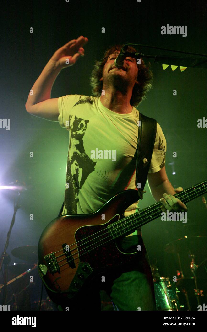 ROBIN HAWKINS, THE AUTOMATIC, 2007: Robin Hawkins, lead singer and bass ...