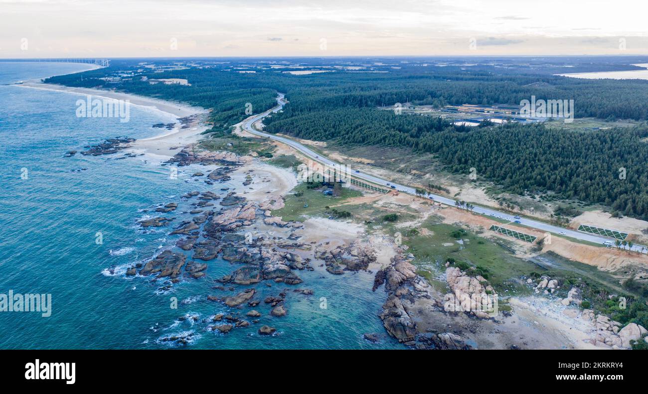 Aerial photos show the Hainan Island Tourist Road Wenchang Section is ...