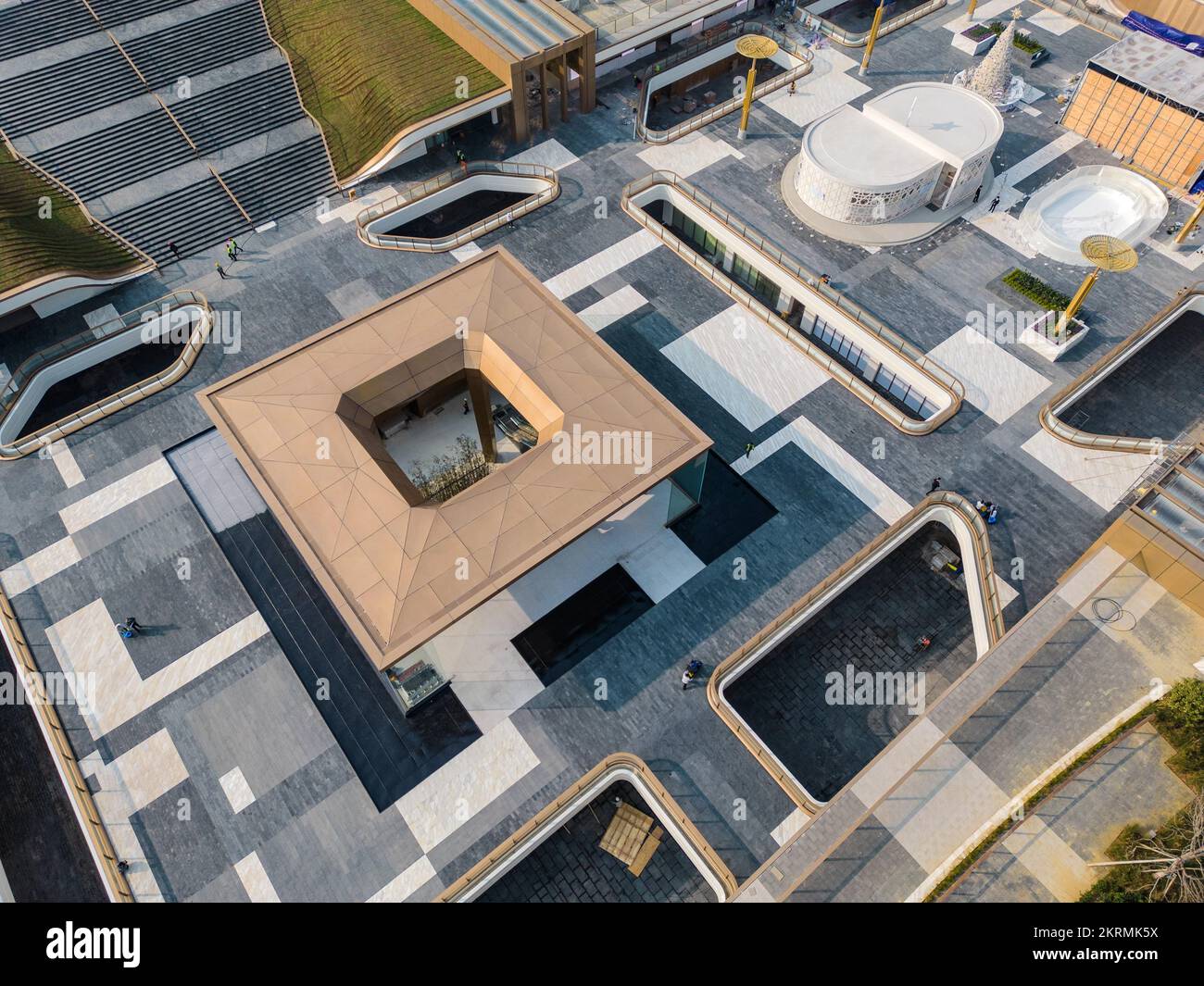 Chengdu skp hi-res stock photography and images - Alamy