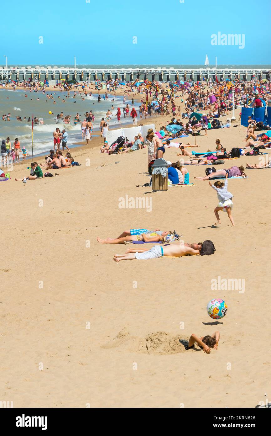 Ostend beach ostend belgium hi-res stock photography and images - Alamy
