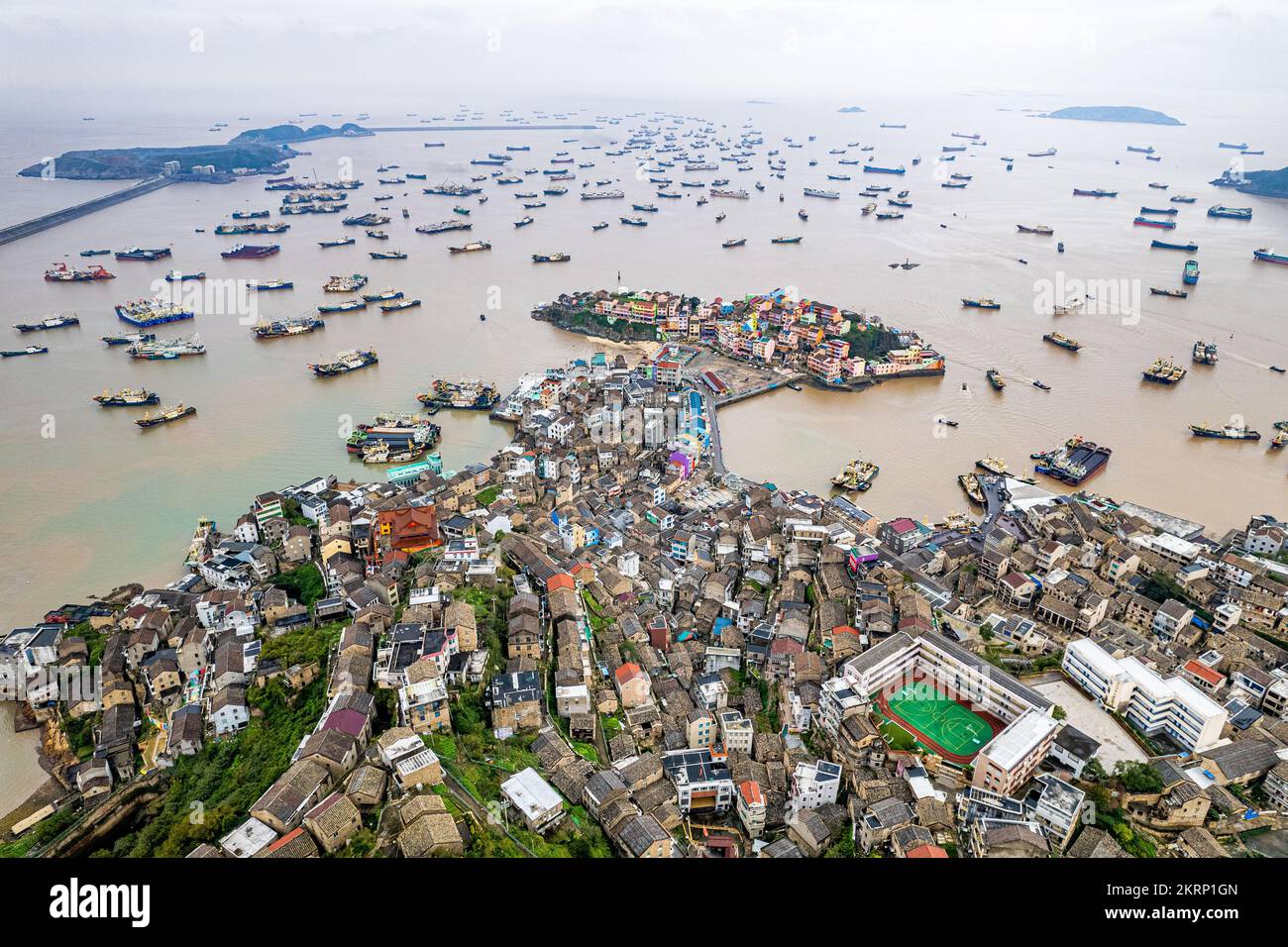 Vessels call at the port to avoid stormy weather in Wenling City, east ...