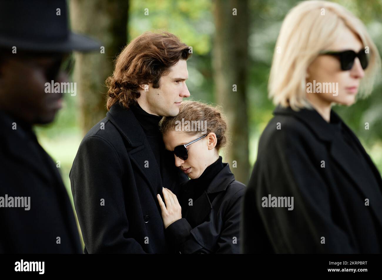 Black young people at gravesite hi-res stock photography and images - Alamy