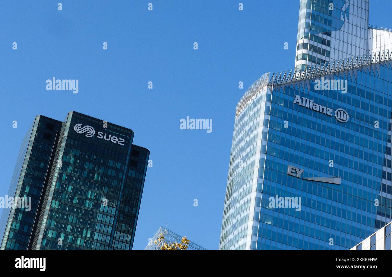 Illustration of the towers of the La Defense business district in Paris ...