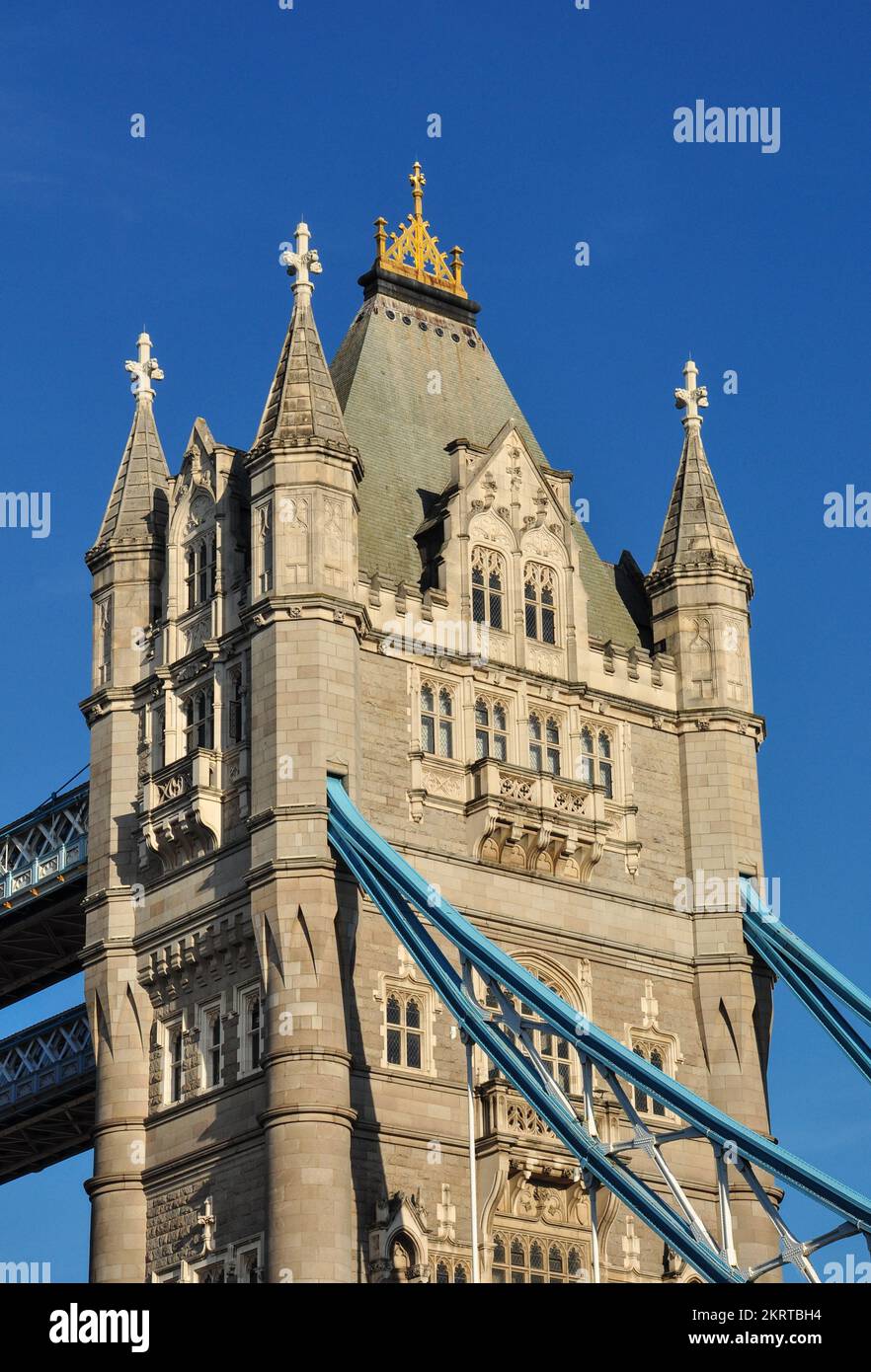 Thames river landmarks hi-res stock photography and images - Alamy