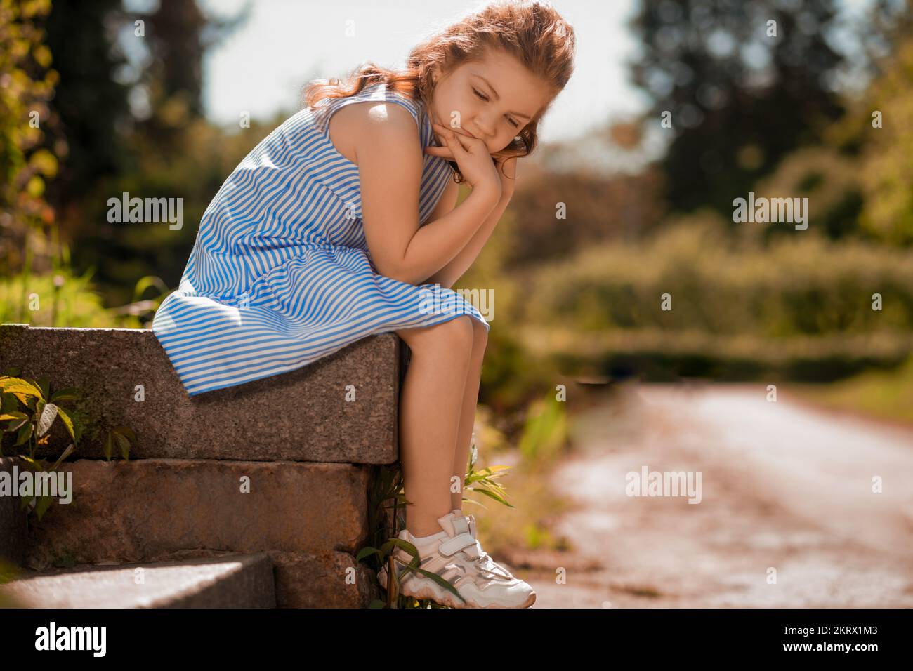 Kid upset hi-res stock photography and images - Alamy