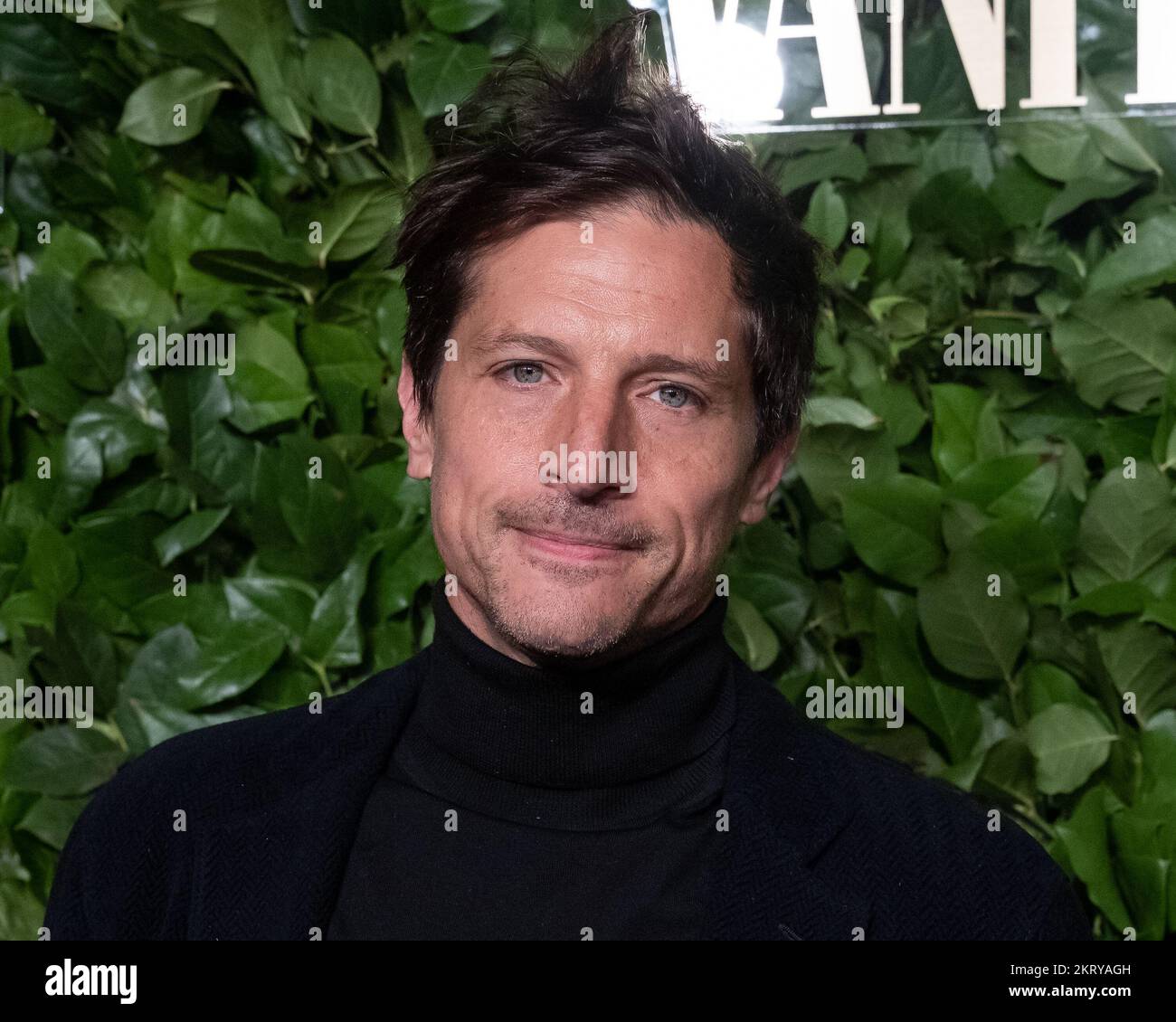 New York, United States. 28th Nov, 2022. Simon Rex arrives on the red ...