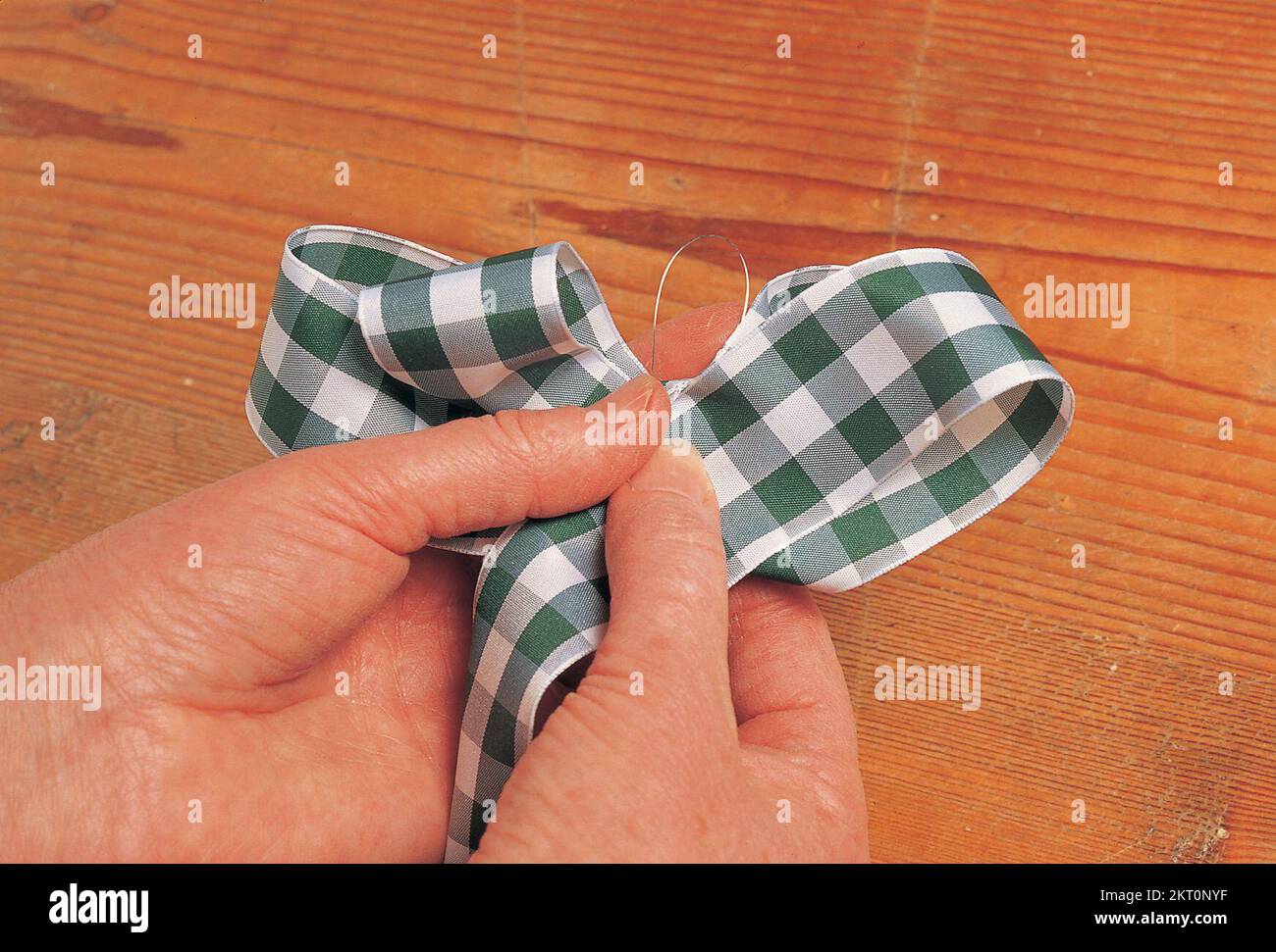 Tying wire hi-res stock photography and images - Alamy