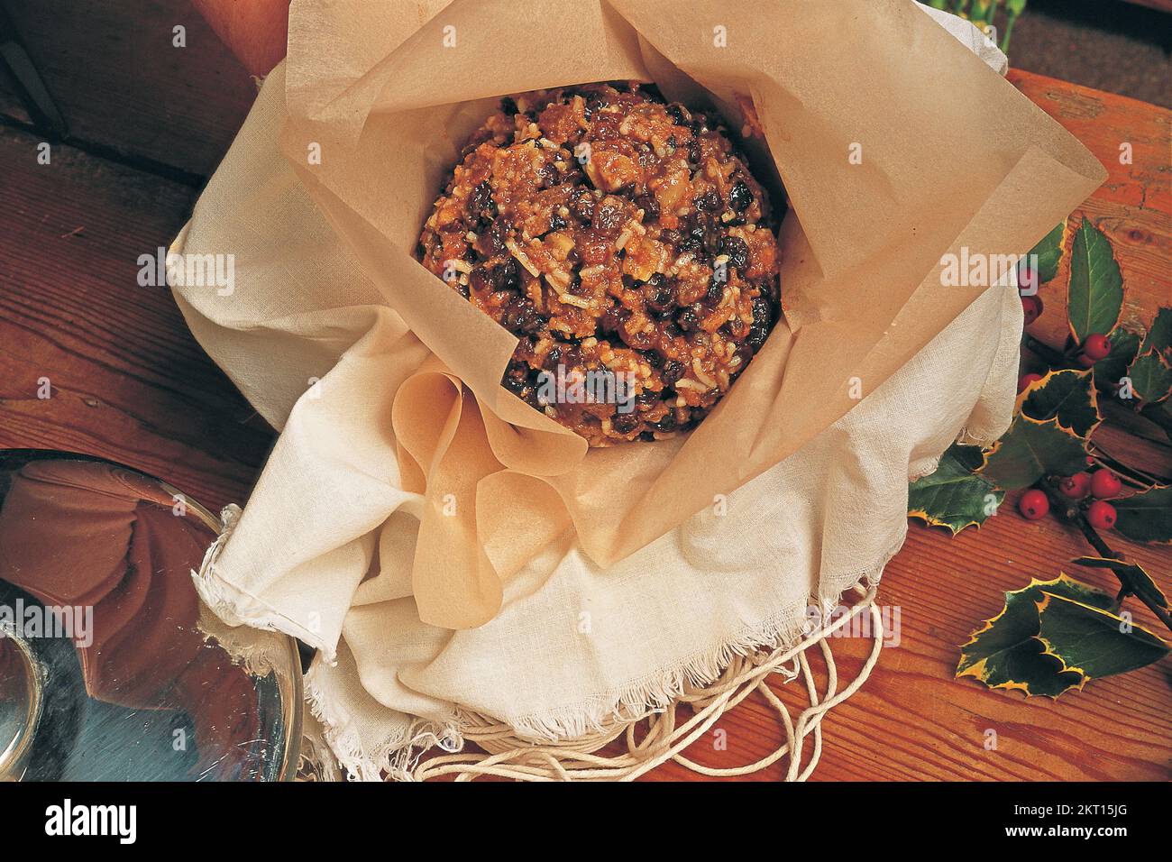 Wrapped fabric hi-res stock photography and images - Alamy