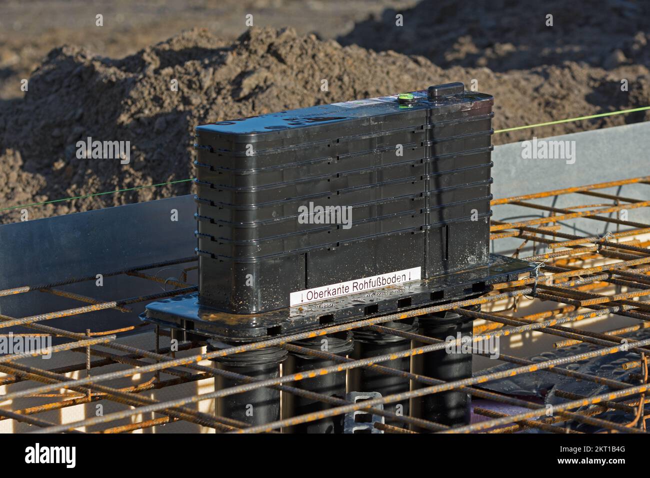 House without foundation hi-res stock photography and images - Alamy