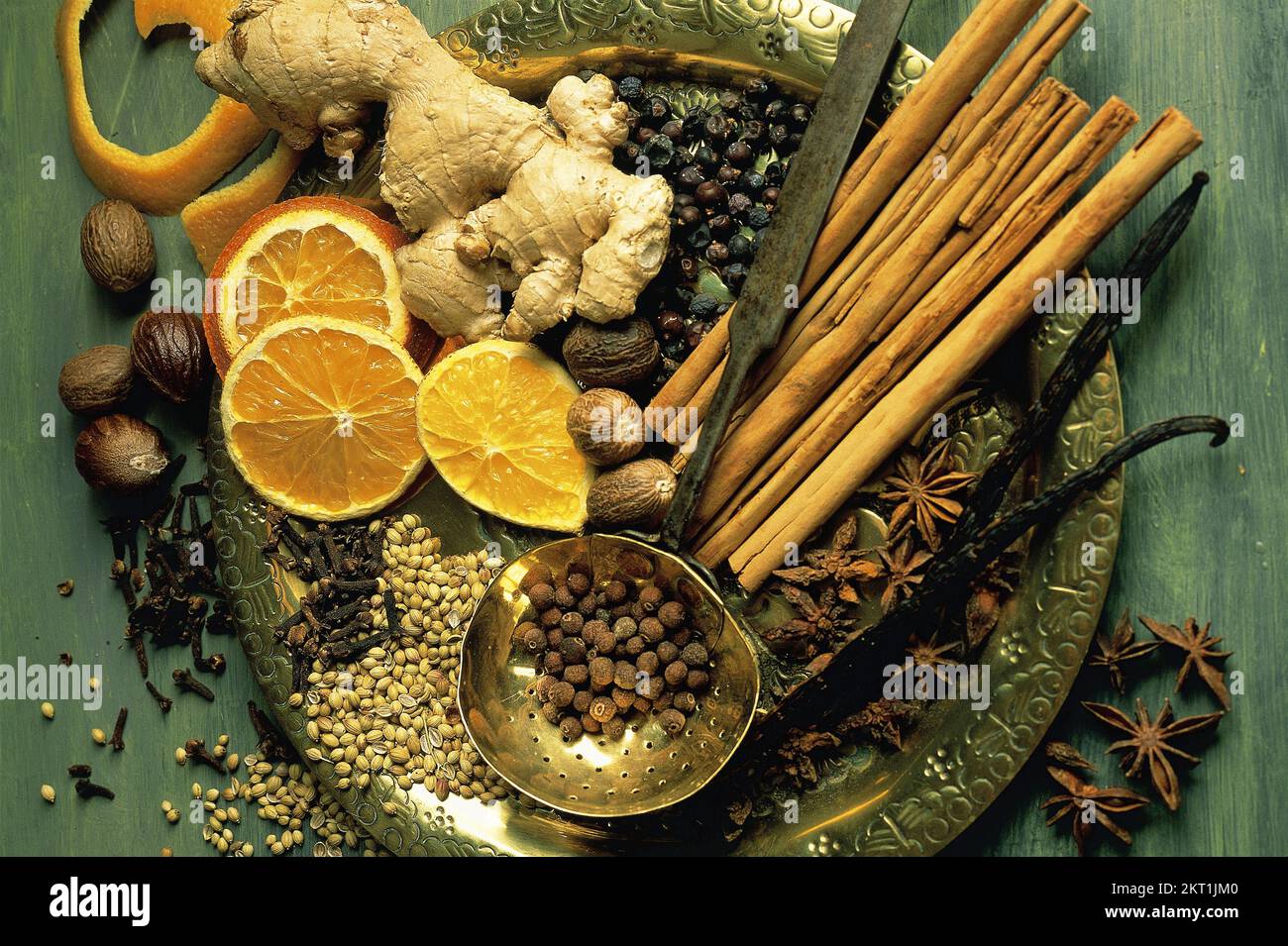 A selection of spices on a plate Stock Photo - Alamy