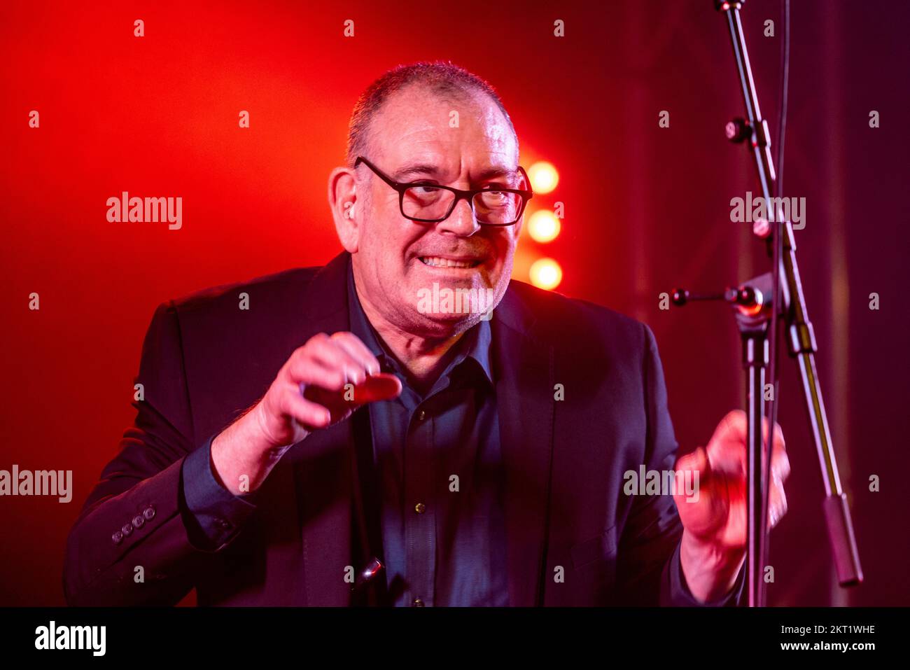 Robert lloyd hi-res stock photography and images - Alamy