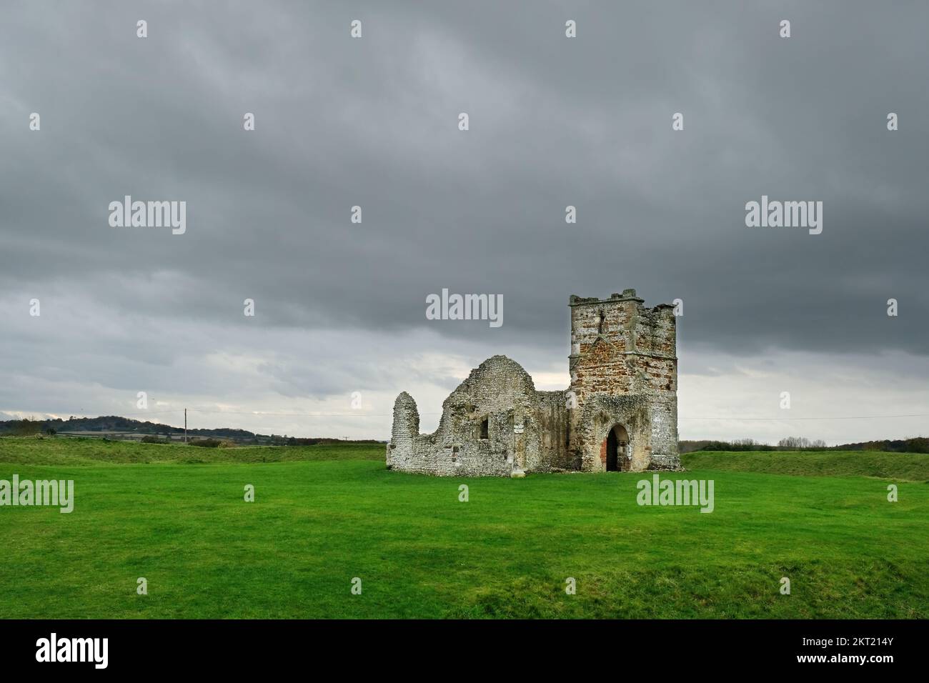 Knowlton, a medieval church built within a prehistoric henge, Dorset ...