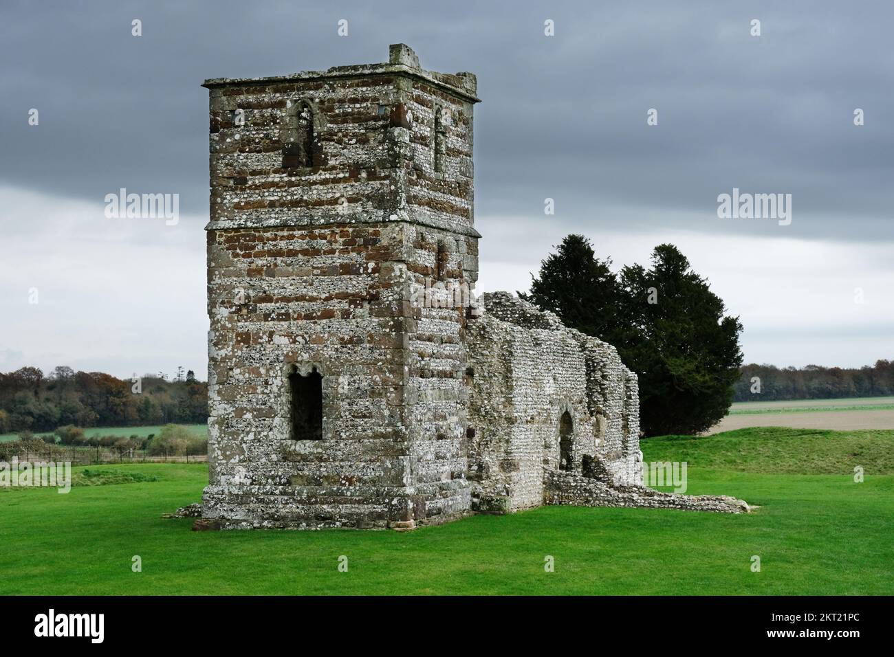 Medieval earthworks hi-res stock photography and images - Alamy