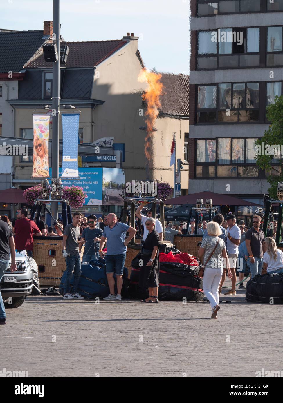 Sint Niklaas, 04 September 2022, Man tests his burner of a hot air ...