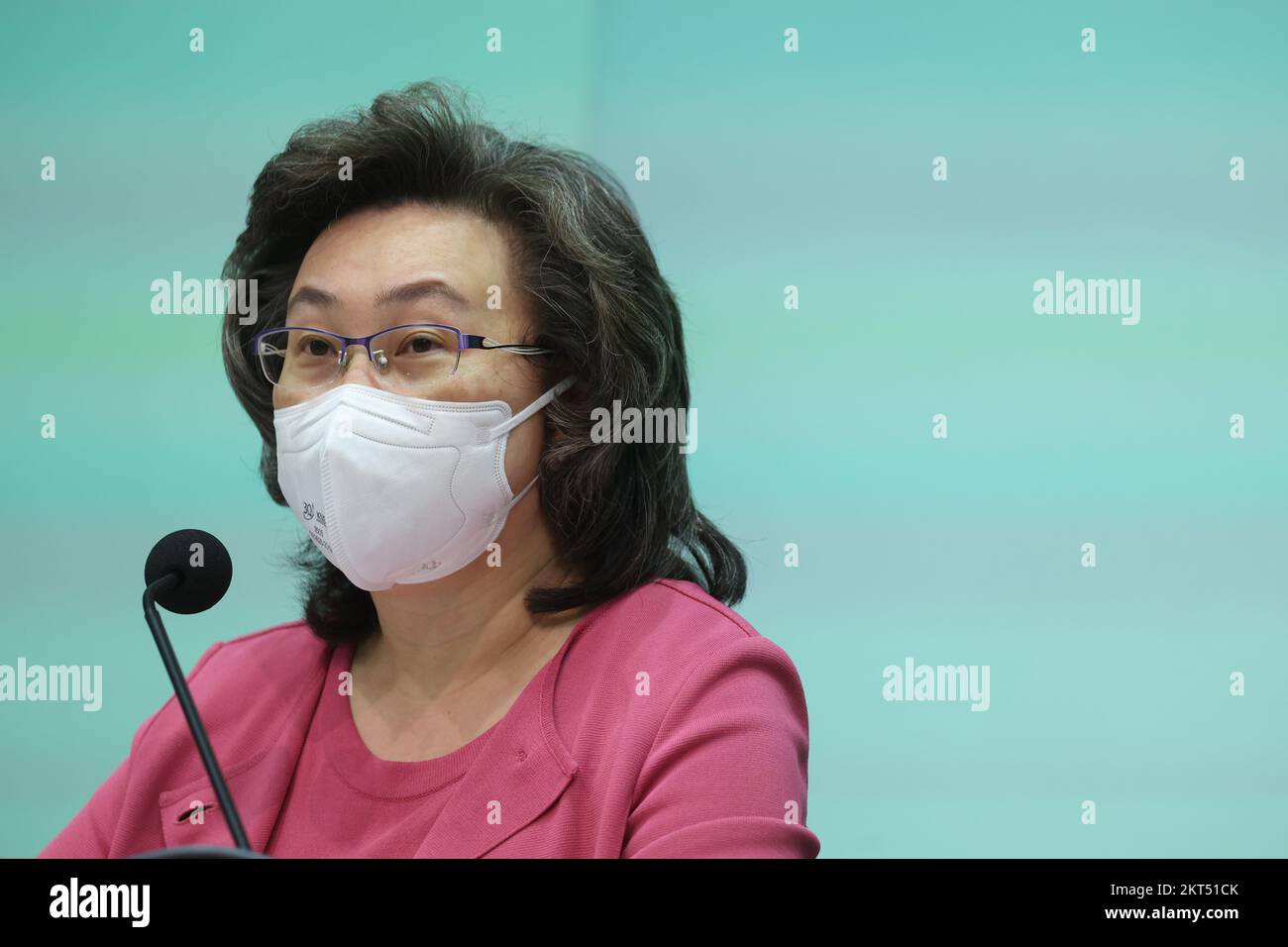 Ingrid yeung hi-res stock photography and images - Alamy