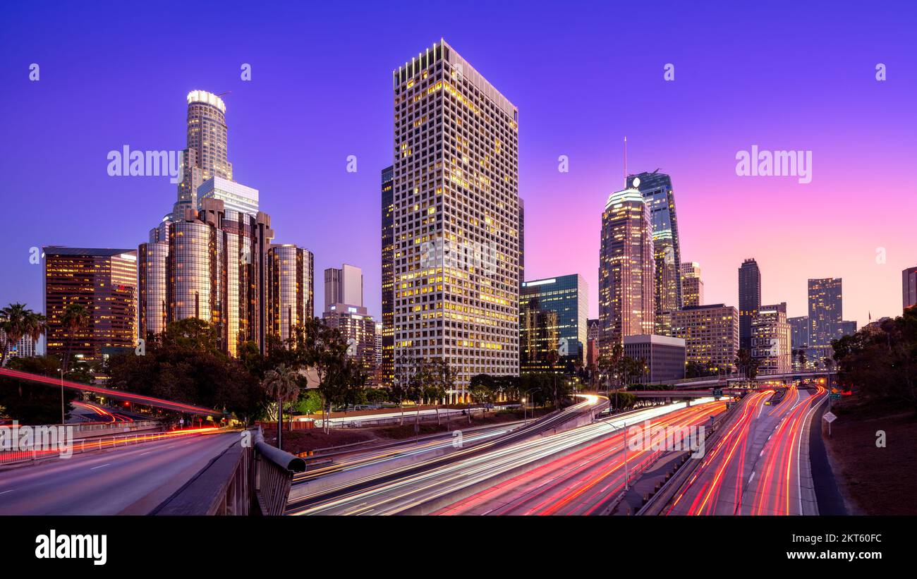 Los angeles skyscraper hi-res stock photography and images - Alamy