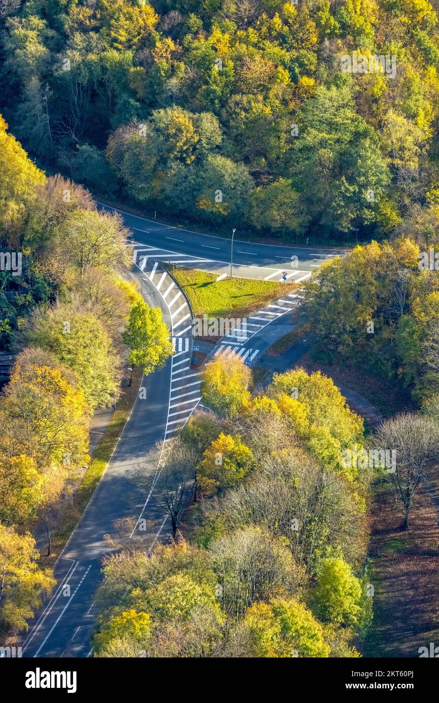 Auf triangle hi-res stock photography and images - Alamy