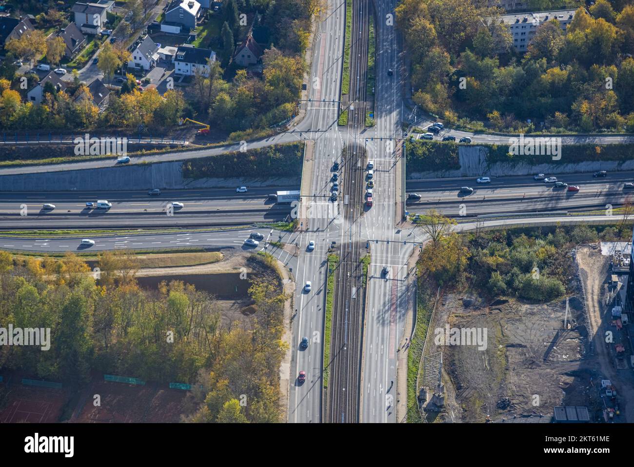 Intersection of construction site universitatsstrasse and freeway a448 ...