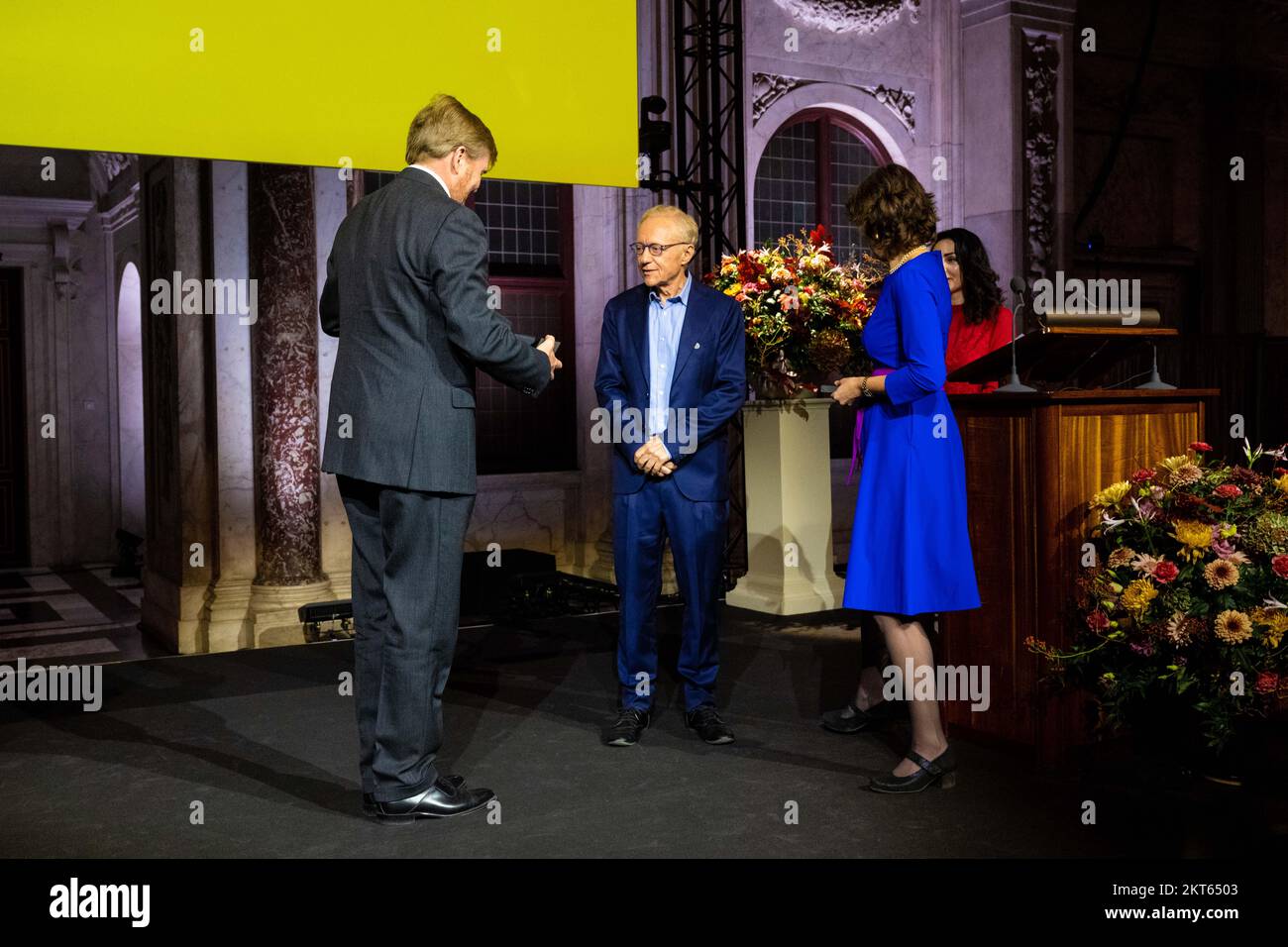 King Willem-Alexander and David Grossman at the presentation of the ...