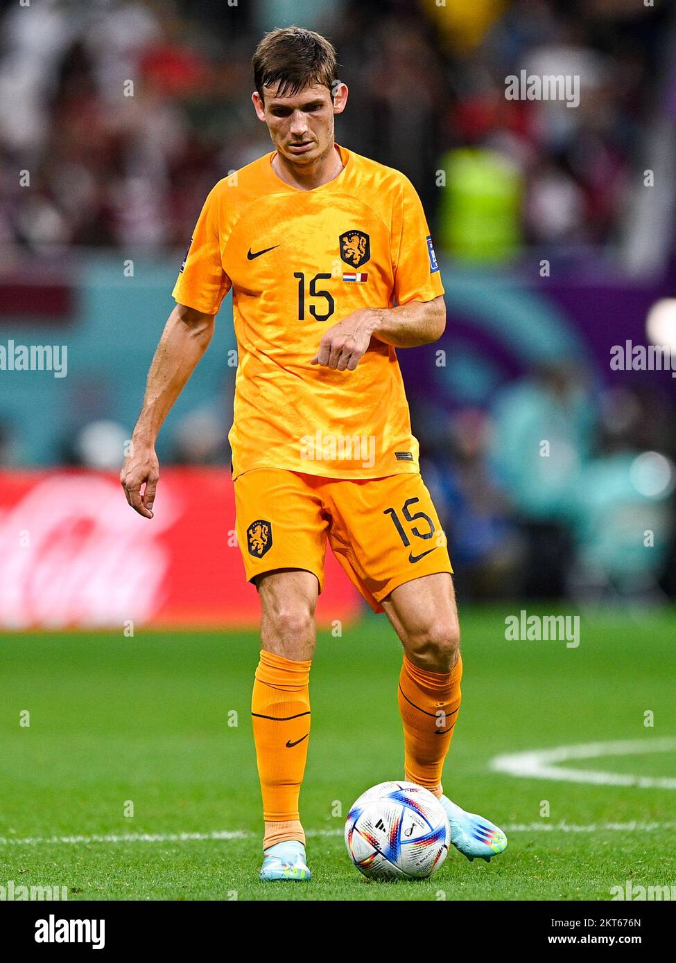 AL KHOR, QATAR - NOVEMBER 29: Marten de Roon of the Netherlands passes ...