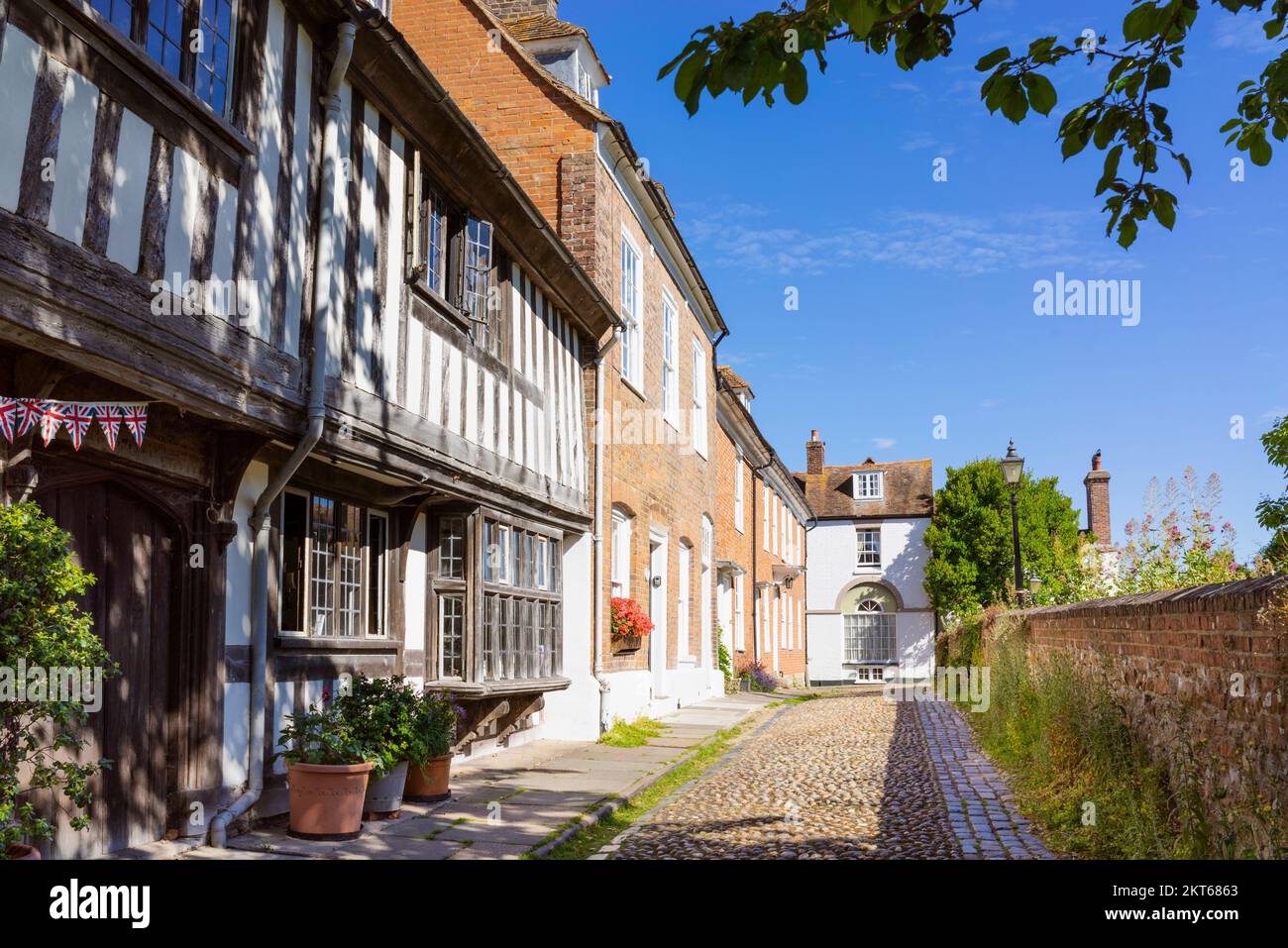 Rye East Sussex Half Timbered Houses And Georgian Style Houses On Church Square In Rye Sussex