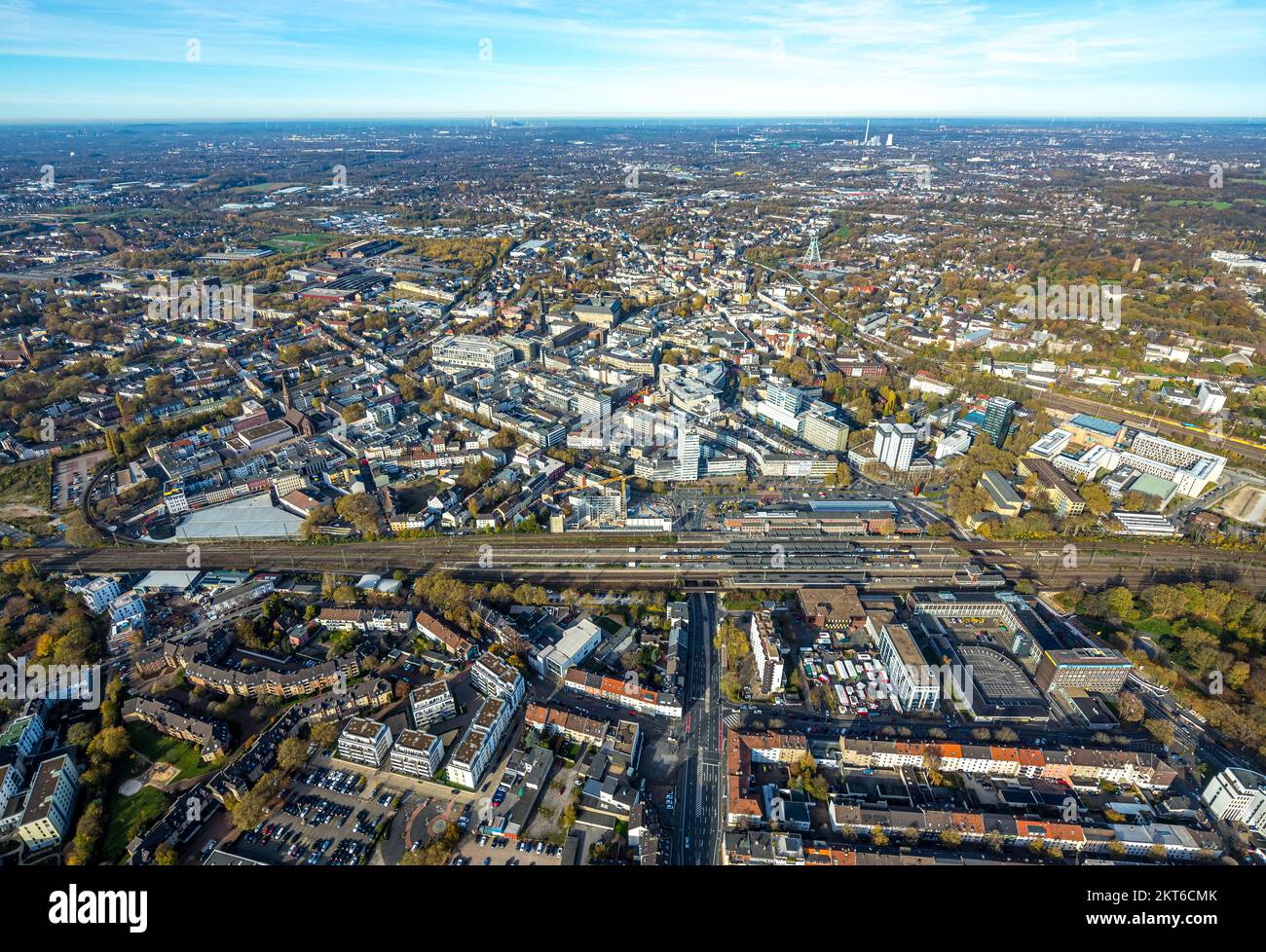 Aerial view, city, downtown, main station, Lueg high-rise, Gleisdreieck, Bochum, Ruhr area ...