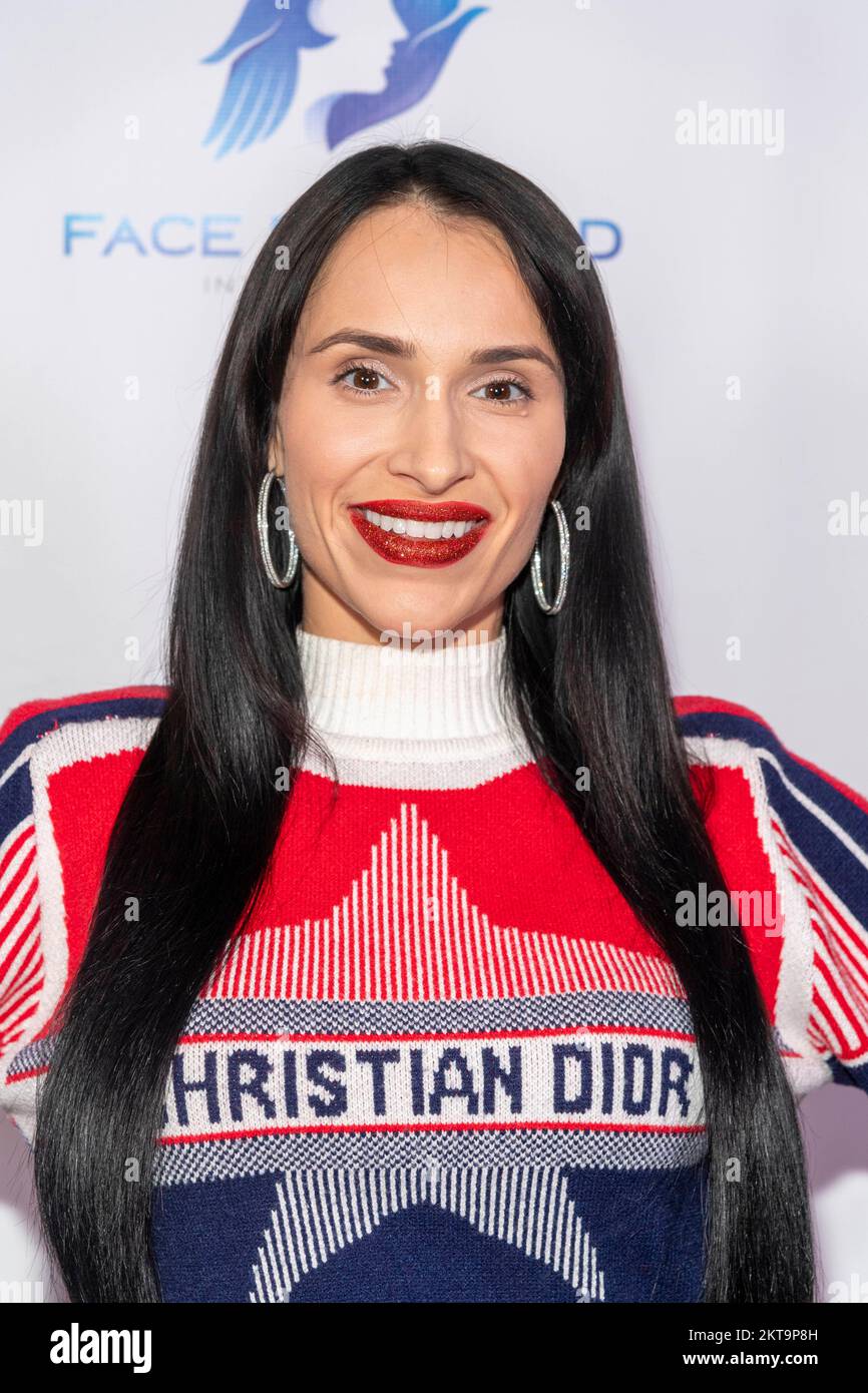 Los Angeles, CA on November 28, 2022 Margo Graff attends 6th Annual ...