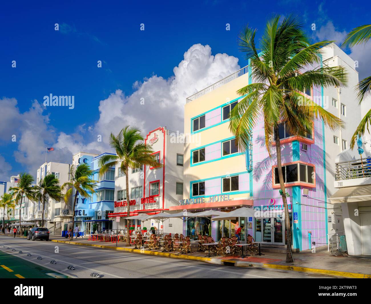 Maimi beach art deco hi-res stock photography and images - Alamy