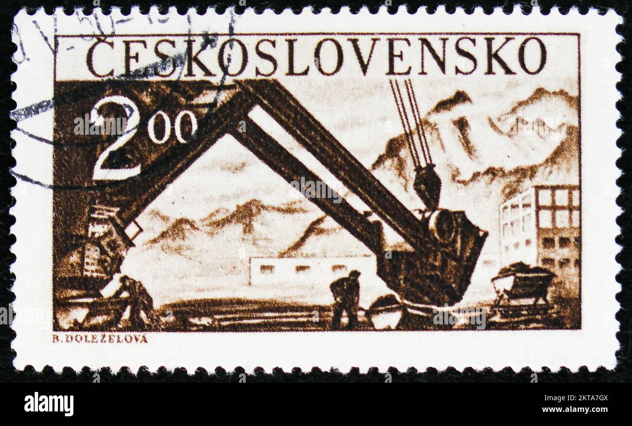 MOSCOW, RUSSIA - OCTOBER 29, 2022: Postage stamp printed in Czechoslovakia shows Steam shovel ...