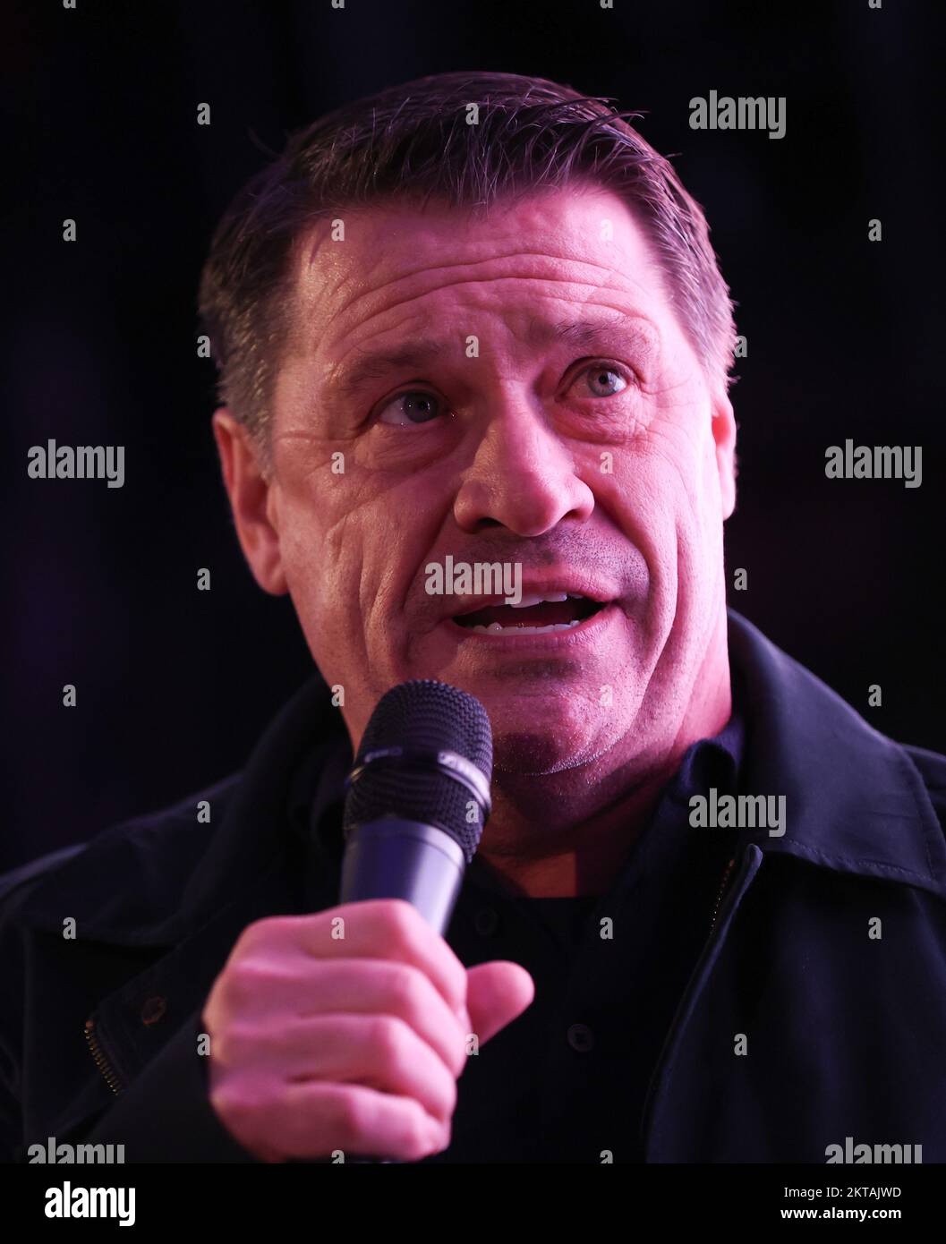 Former footballer Tony Cottee speaks to fans ahead of the 4TheFans Fan ...
