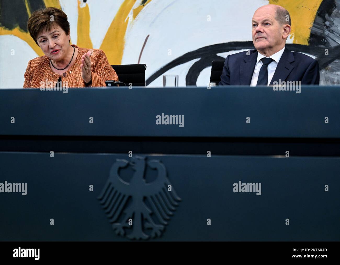 Berlin, Germany. 29th Nov, 2022. Kristalina Georgieva (l), Managing ...
