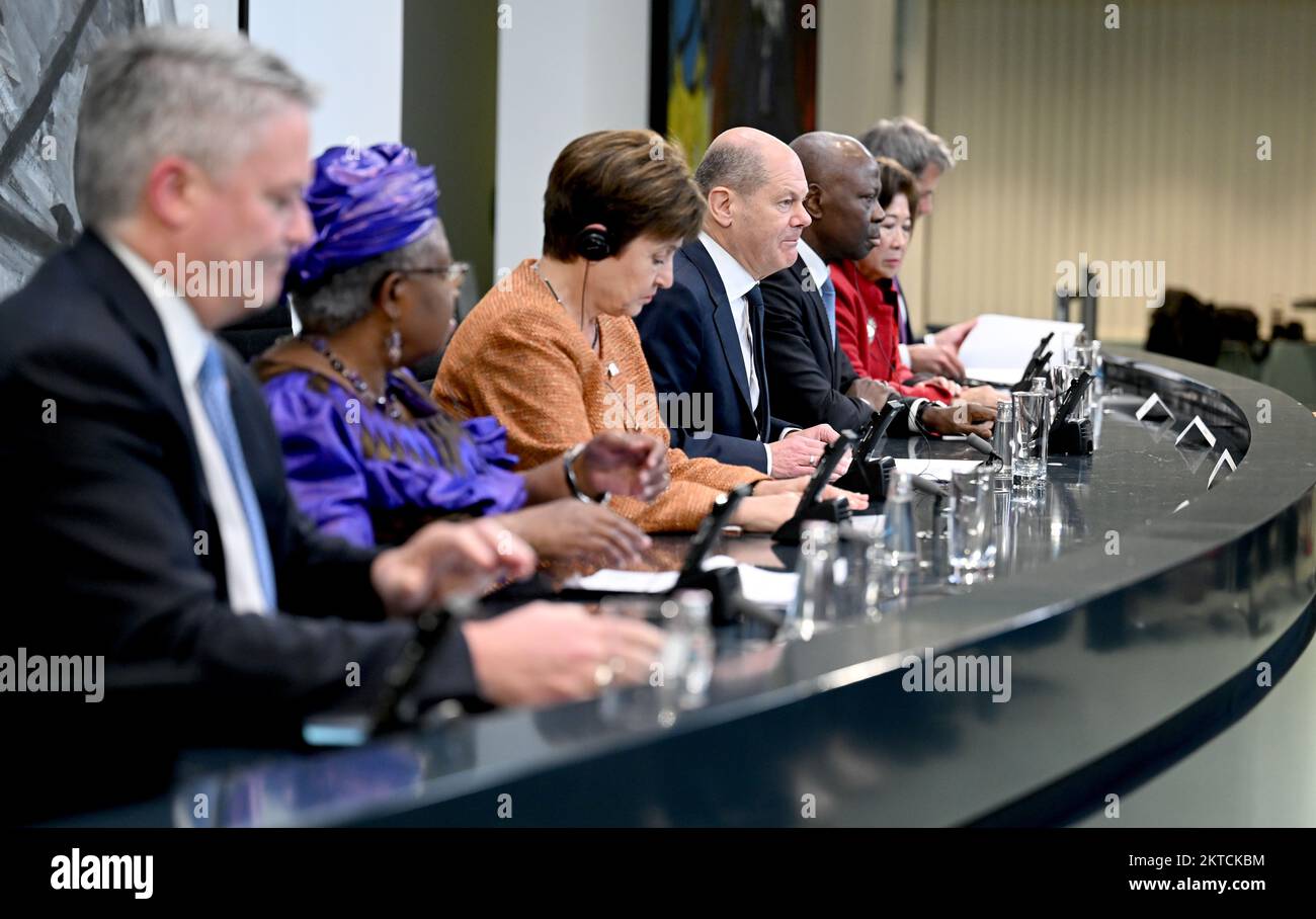 29 November 2022, Berlin: Mathias Cormann (l-r), Secretary-General of ...