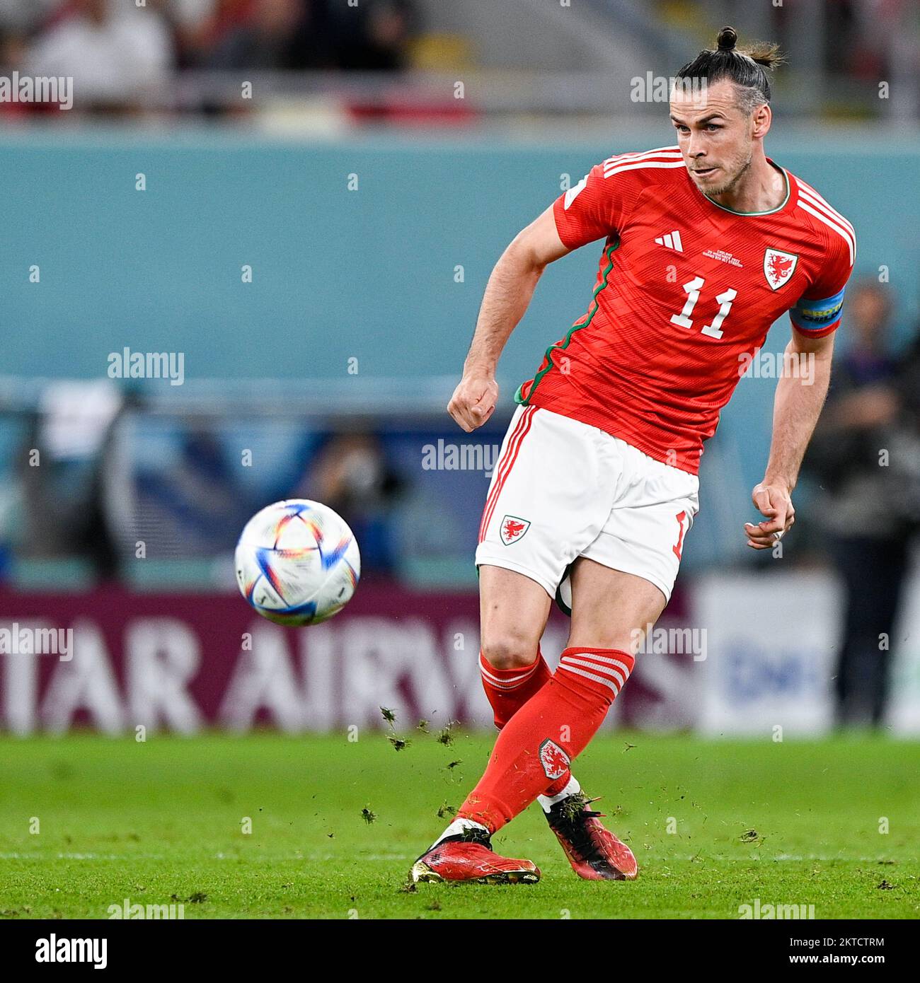 AL RAYYAN, QATAR - NOVEMBER 29: Gareth Bale of Wales passes the ball ...