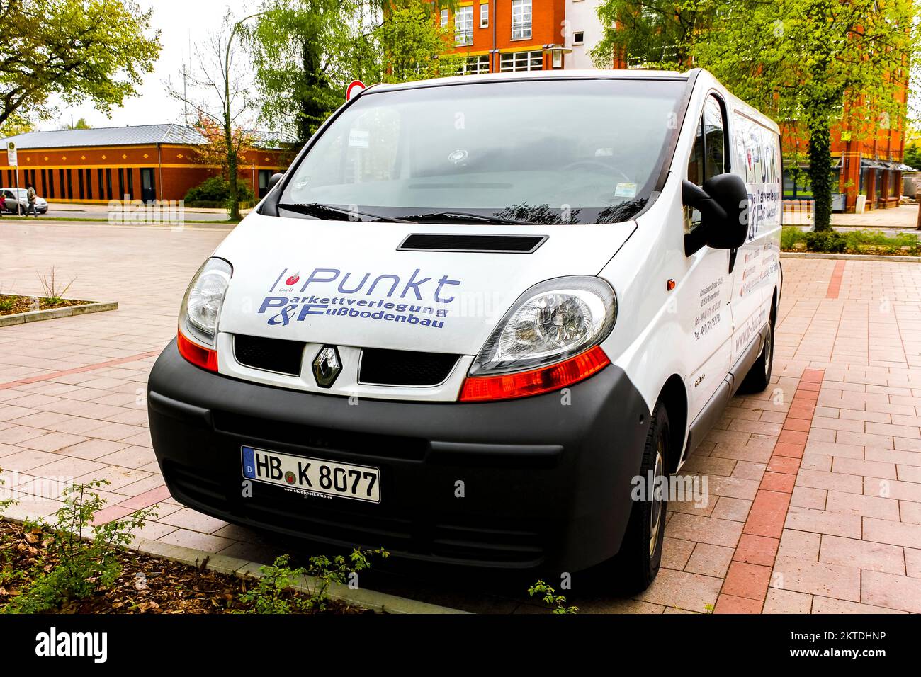White van car vehicle stands on parking lot in Leherheide Bremerhaven ...