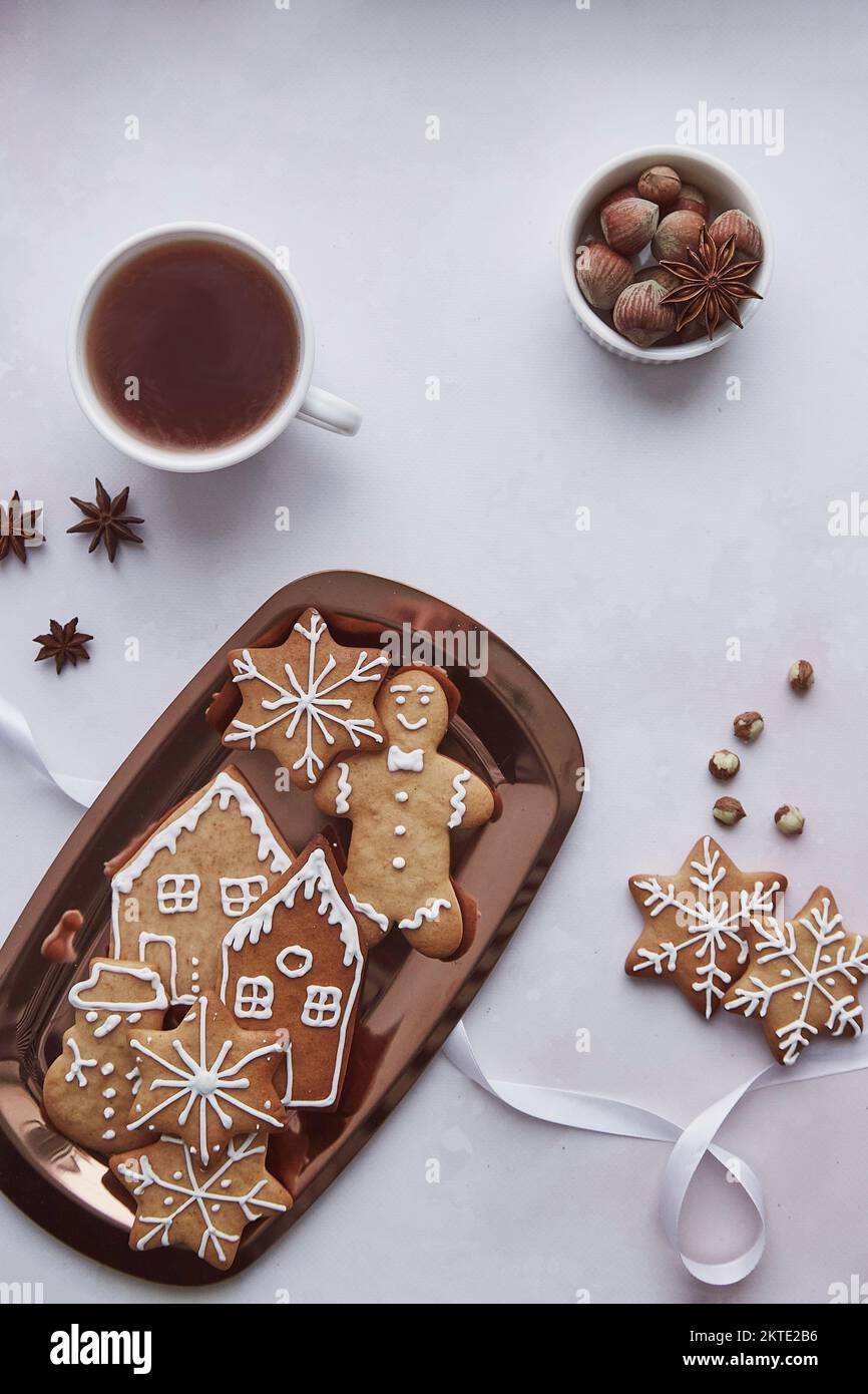 Festive Christmas atmospheric gingerbread cookies with cup of cocoa ...