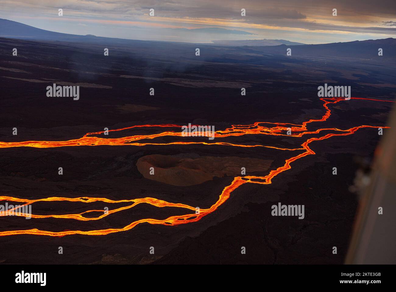 Mauna Loa, HI, USA. 29th Nov, 2022. Volcanic eruption at Mauna Loa volcano on the Big Island of ...