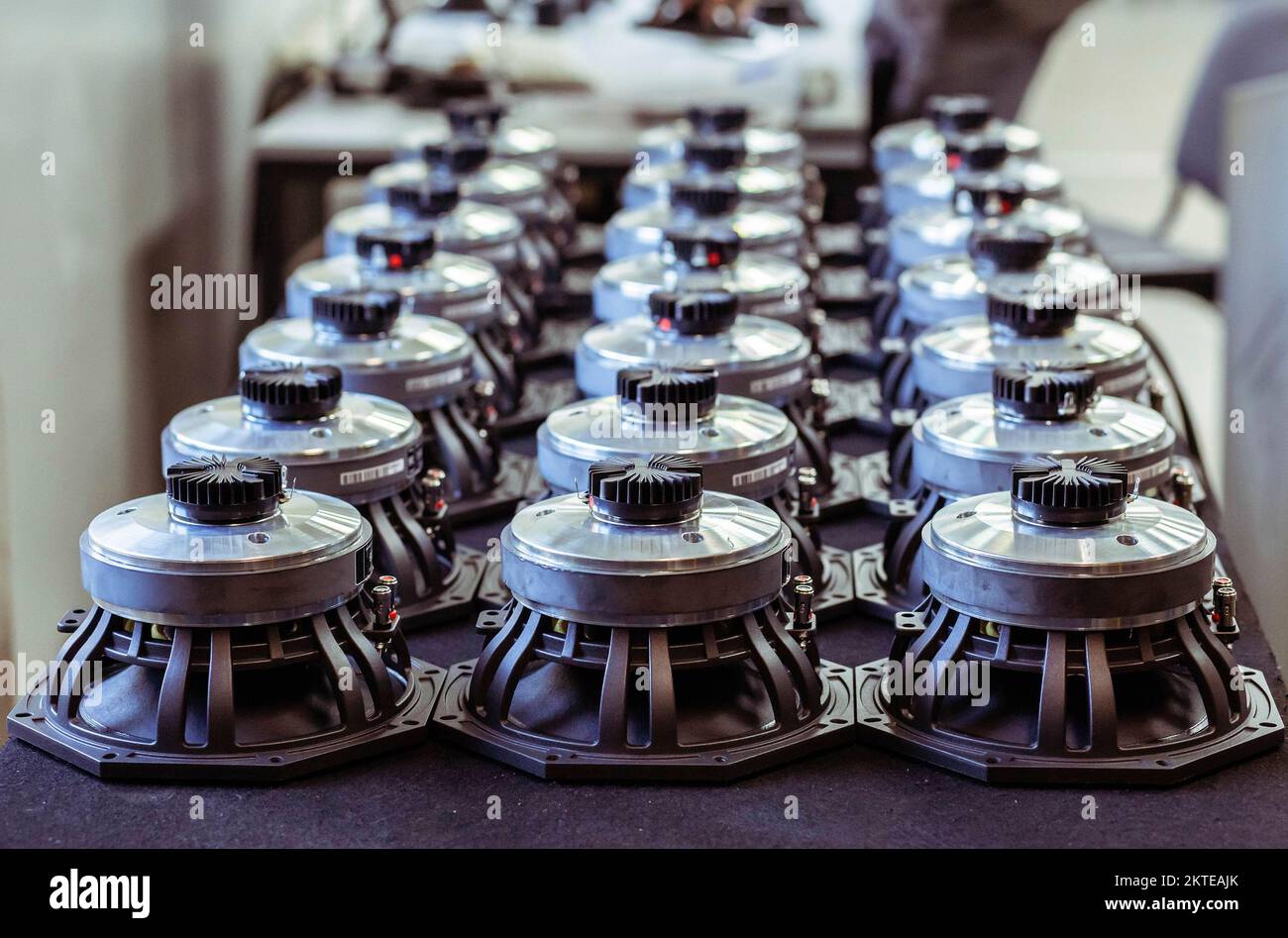 music speakers lie on the table in the workshop Stock Photo - Alamy
