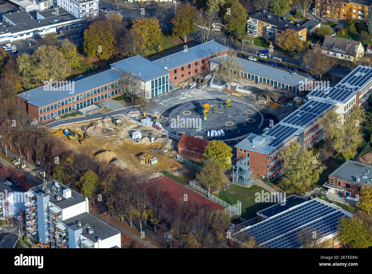 Kolibri school hi-res stock photography and images - Alamy