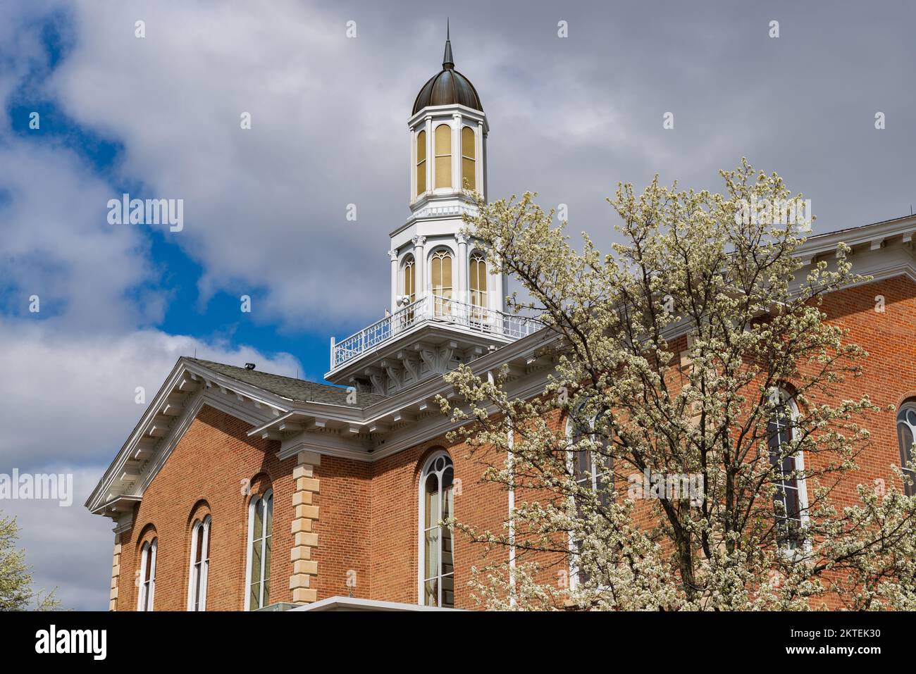 Kendall County Courthouse