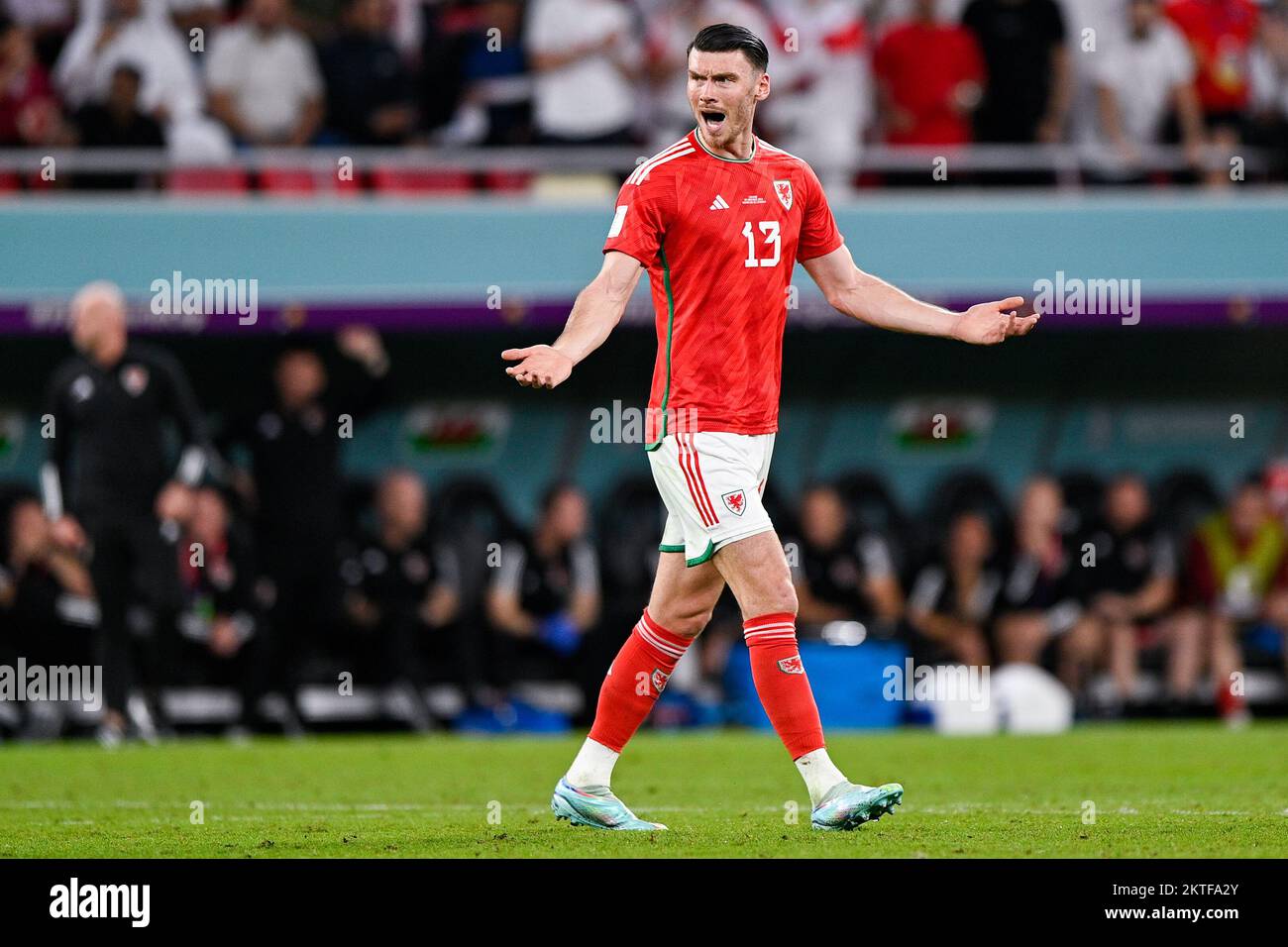 DOHA, QATAR - NOVEMBER 29: Kieffer Moore of Wales reacts after ...