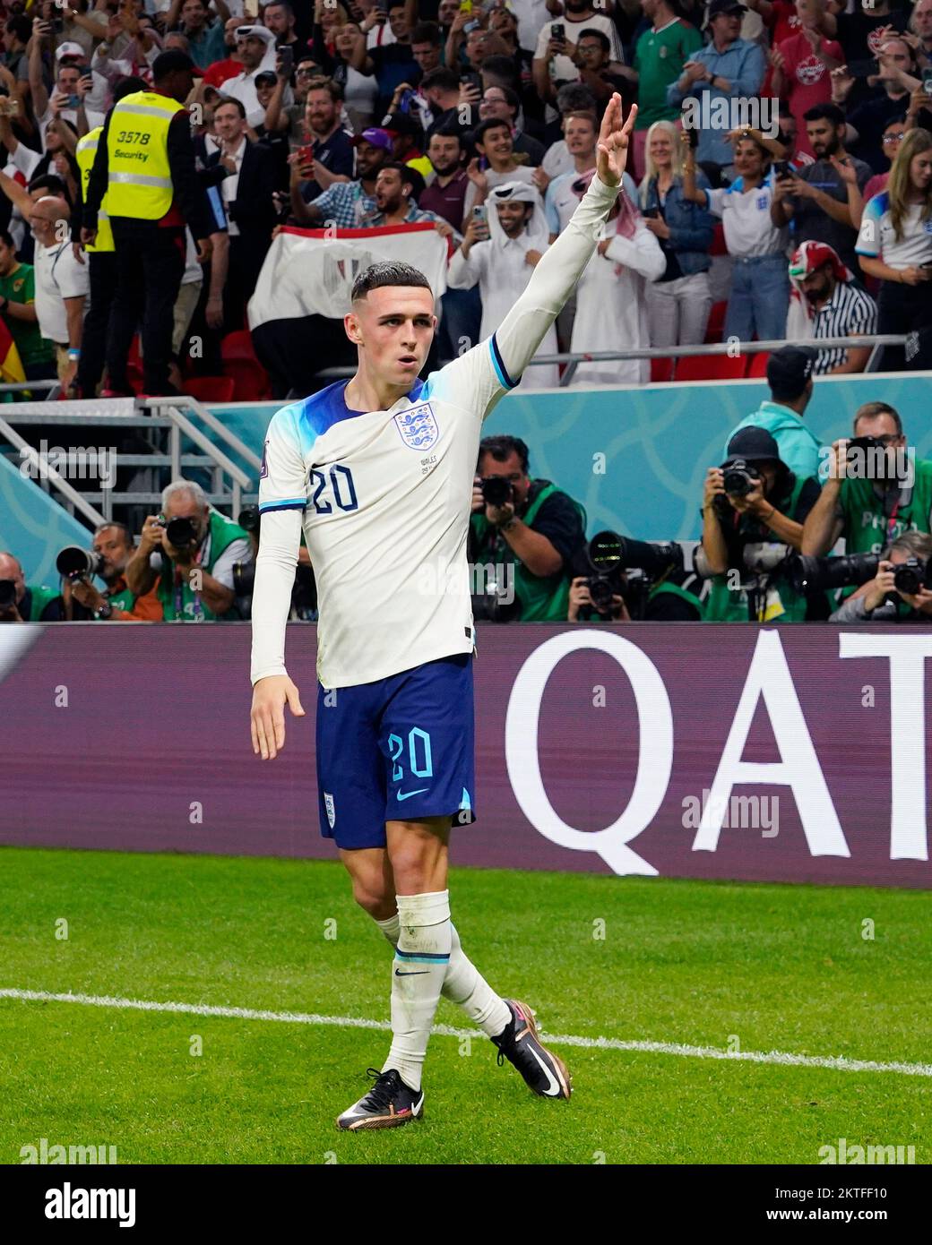 Phil foden fútbol hi-res stock photography and images - Alamy