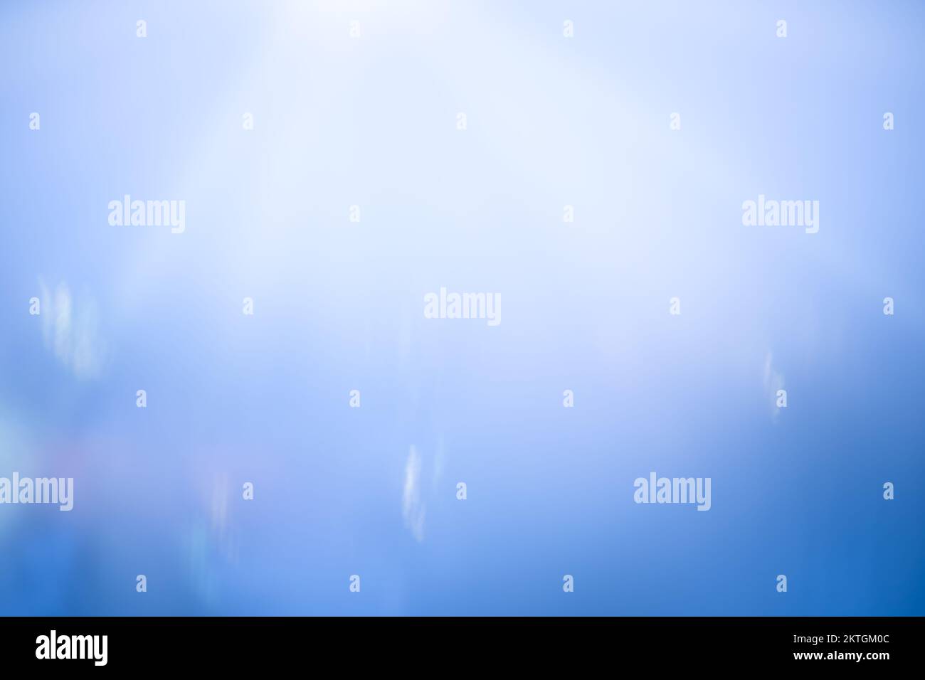 Abstract blue glowing lights hi-res stock photography and images - Alamy