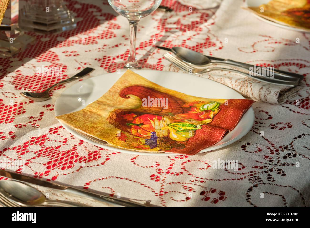 Thanksgiving family reunion hi-res stock photography and images - Alamy